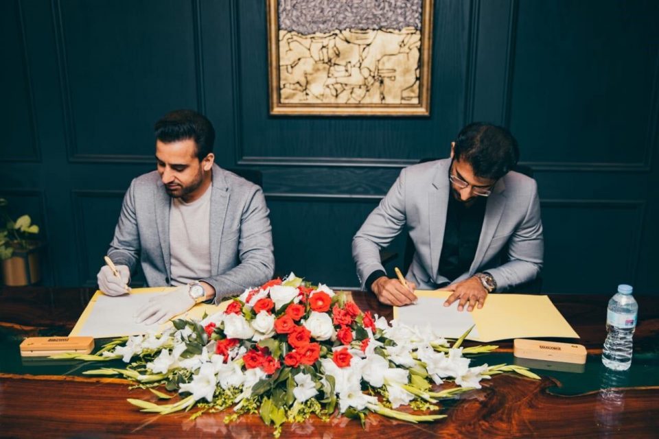 Chairman Imarat Shafiq Akbar signs agreement with LFR Active Gym to ... Chairman Imarat Shafiq Akbar signs agreement with LFR Active Gym to ...