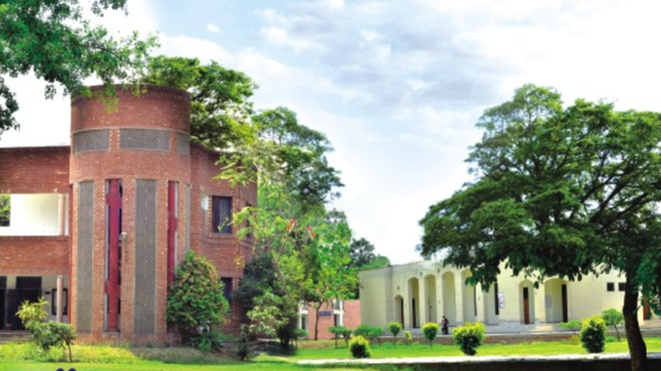 List of Top Colleges in Lahore 2024 | Graana.com
