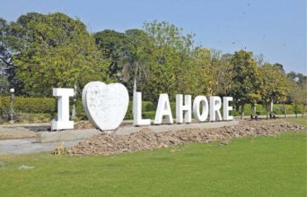 Fun places in Lahore that you & your family can visit | Graana.com