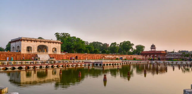 Shalimar Gardens: History, Architecture & Significance | Graana.com