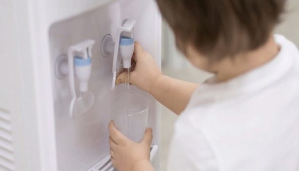 How to Clean a Water Dispenser | Graana.com