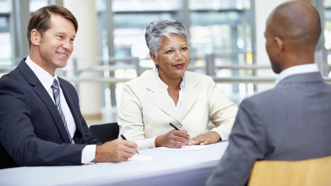 How to Choose a Property Manager for Your Rental | Graana.com