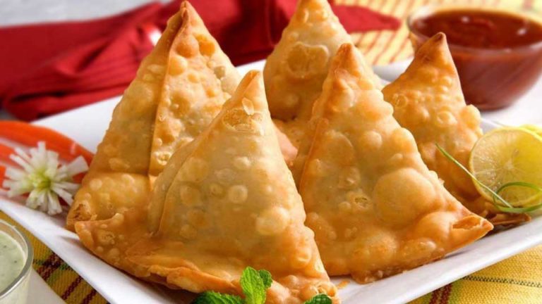 Pakistan Traditional Food: A Journey to Pakistani Cuisine | Graana.com