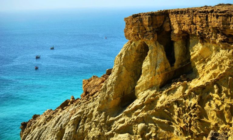 Islands of Pakistan: A Comprehensive Travel Guide | Graana.com