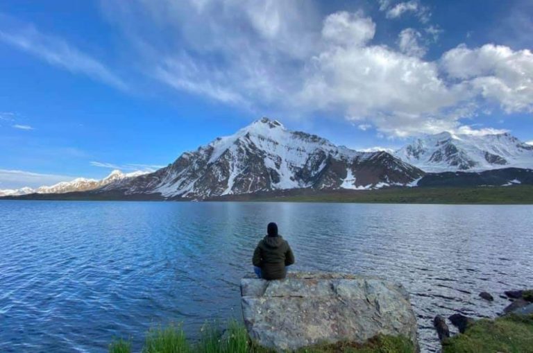 A Tourist Guide to Karambar Lake | Graana.com