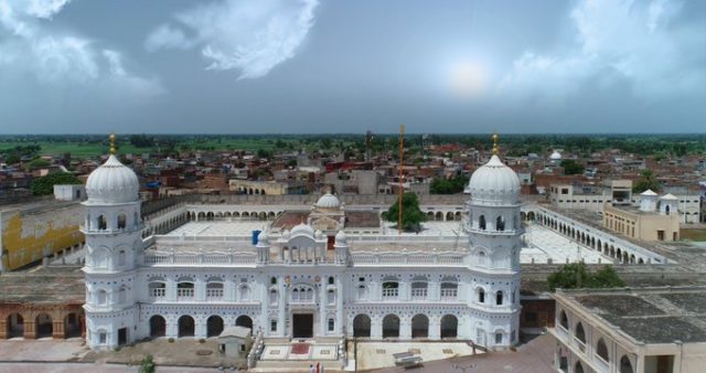 Exploring Gurdwara Janam Asthan Nankana Sahib | Graana.com