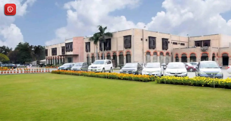 Exploring the Defence Club Lahore | Graana.com