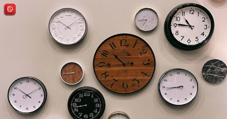 The Enduring Appeal of Wall Clocks | Graana.com
